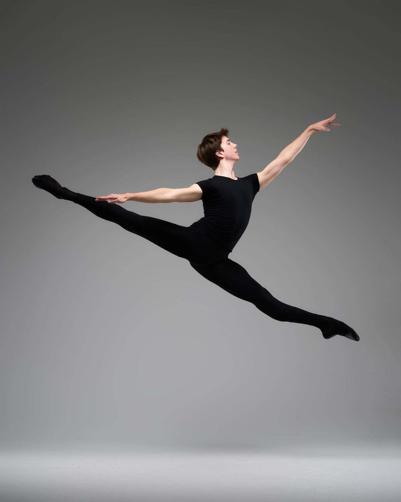 Harry Ashton-Ireland – Dutch National Ballet Academy – Western Springs ...